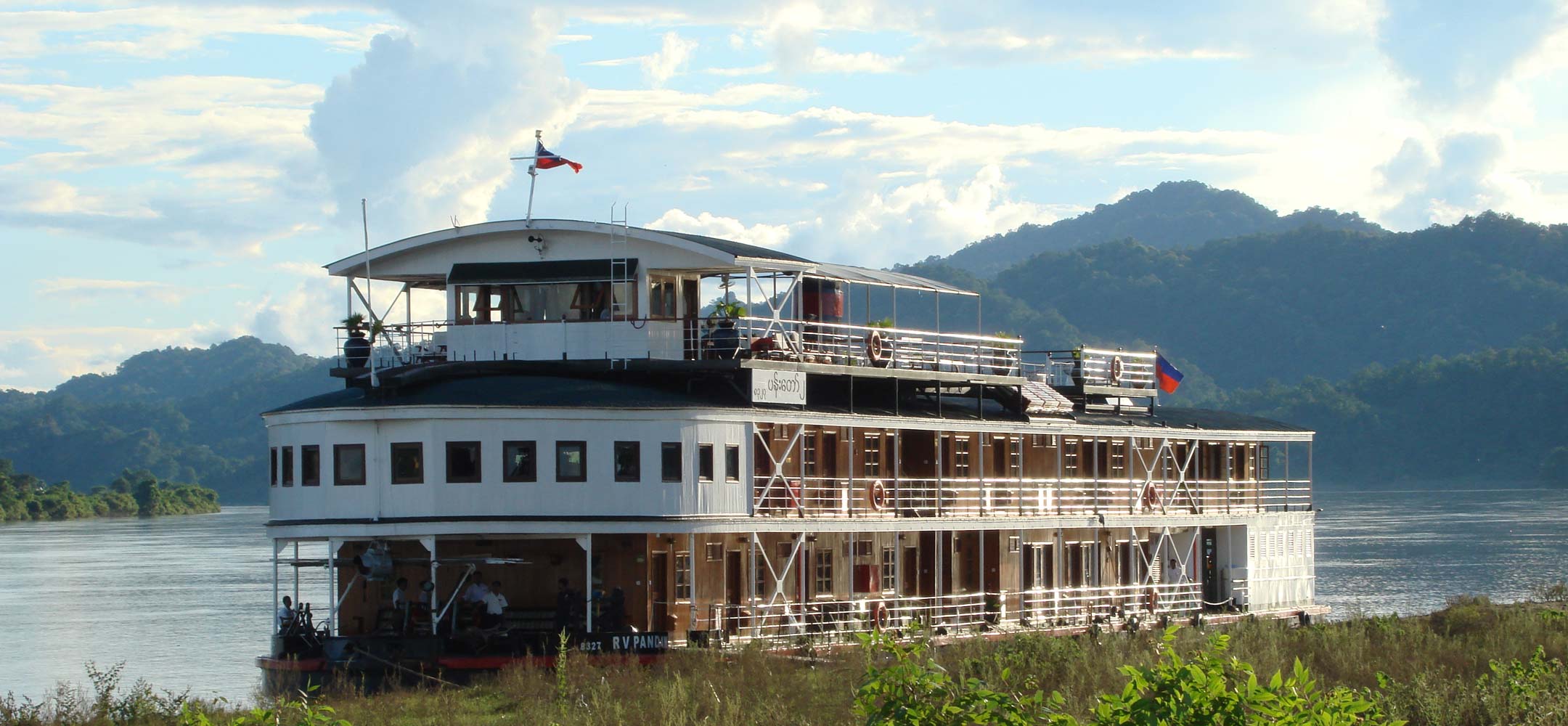 Top 5 Burma boating experiences | InsideAsia Tours